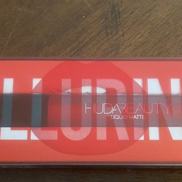 HUDA BEAUTY | Makeup | Huda Beauty Liquid Matte Lipstick In Alluring ...